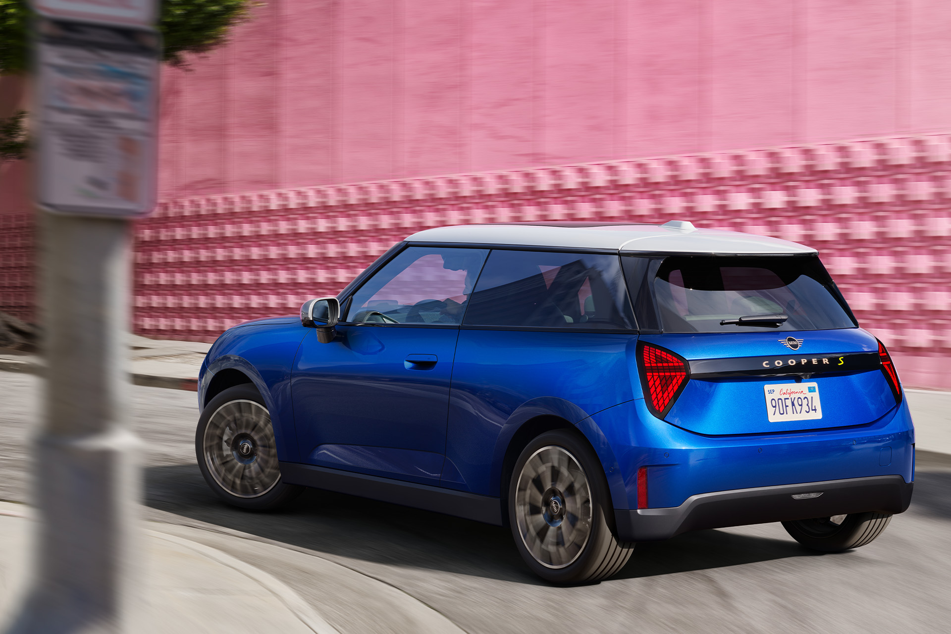 MINI All-Electric – Driving Experience