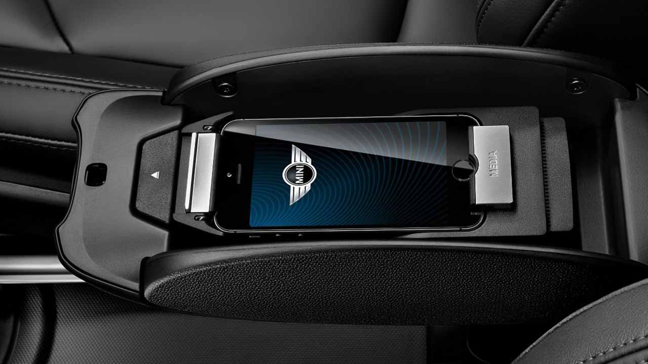 MINI universal snap-in adapter